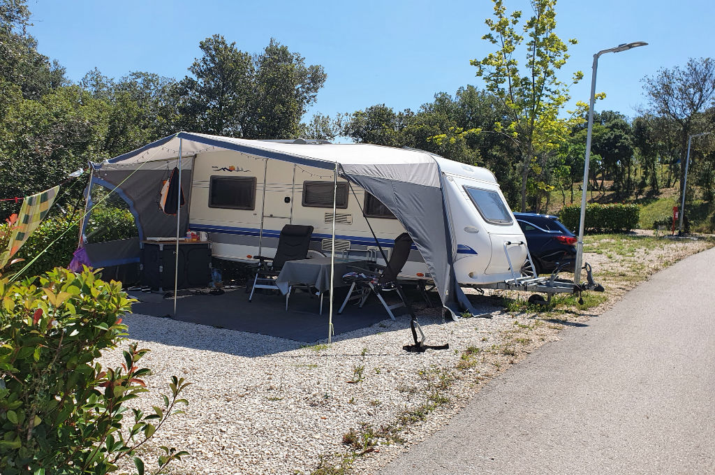 Stellplätze im Campingplatz Val Saline, Rovinj, Istrien, Kroatien